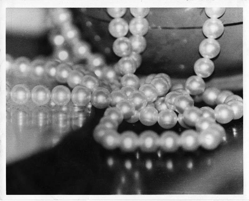 Pearls by svalbard89 on DeviantArt