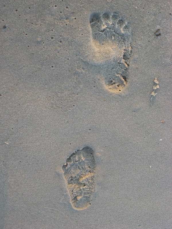 Footprints by Chibi-Tamago on DeviantArt