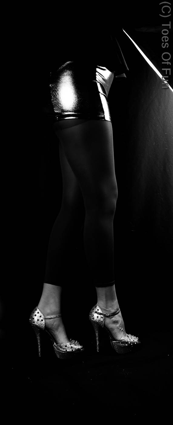Toes Of Fun 1yearbluetights 26 By Toesoffun On Deviantart