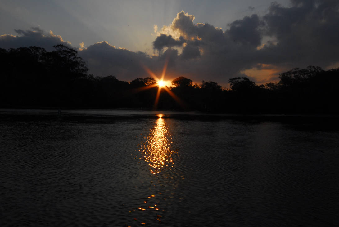 setting sun on Brunswick River by millhouse12 on DeviantArt