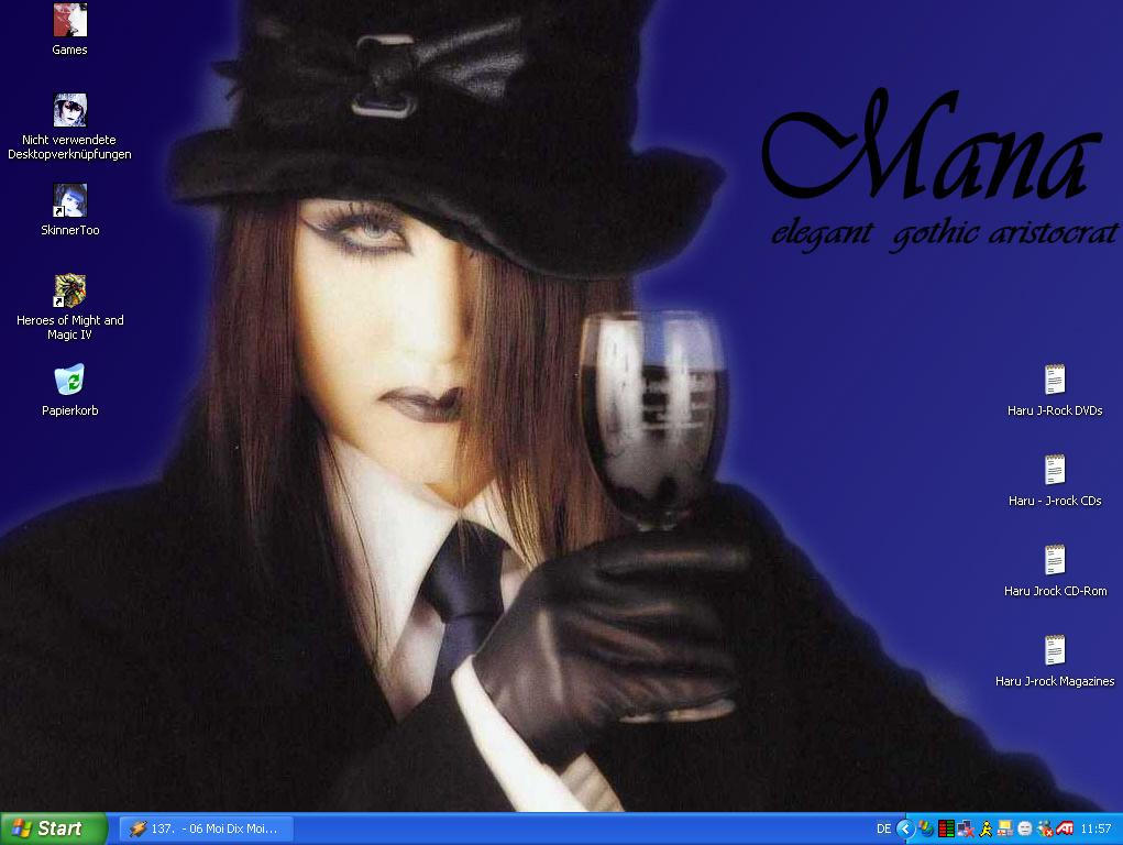 Mana Sama Desk By Haru Barton On Deviantart