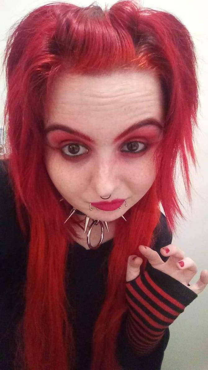 Goth Emo Girl By Xxnessagirkruegerxx On Deviantart
