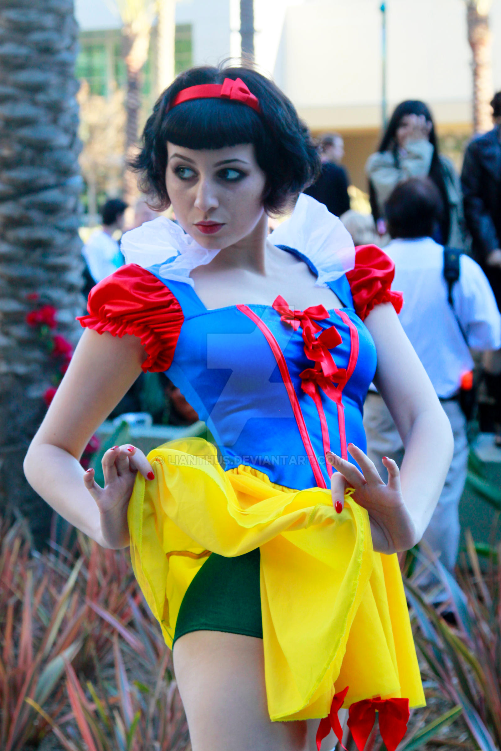 Wondercon 2013 Snow White Naughty 01 By Lianthus On Deviantart