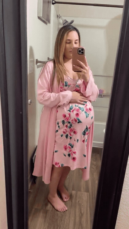 Huge Pregnant Mother In Her Pjs By Cf129 On Deviantart