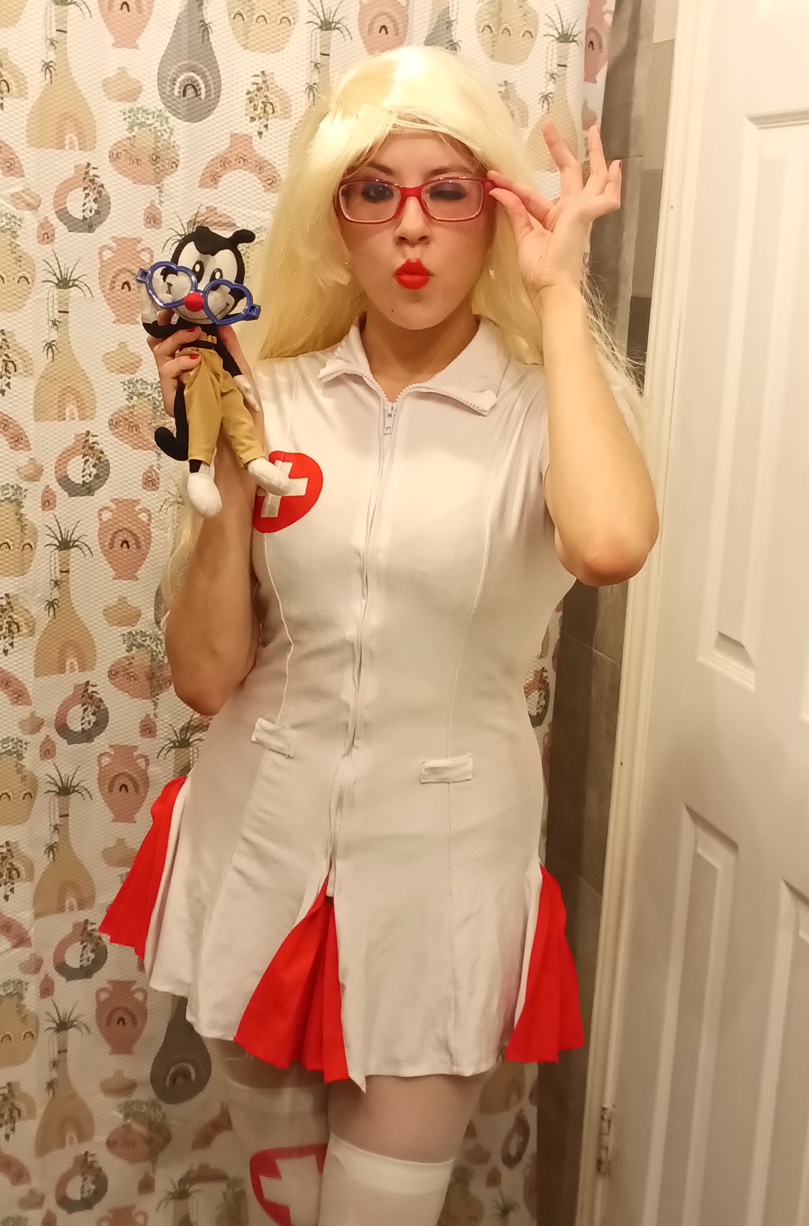 Hello Nurse Costume Yakko Nurse Shades By Yesieguia On Deviantart