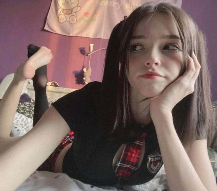 Egirl Tg Tf Ar Caption By Monke Man On Deviantart