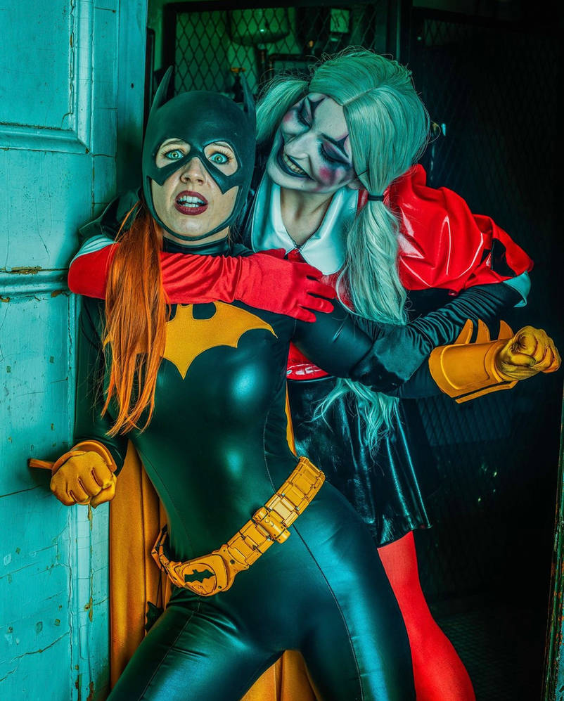 Harley Quinn Vs Batgirl By Gingerbeard329 On Deviantart