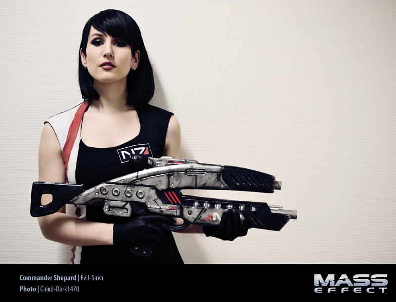 Commander Shepard Cosplay Mass Effect By Evil Siren On Deviantart