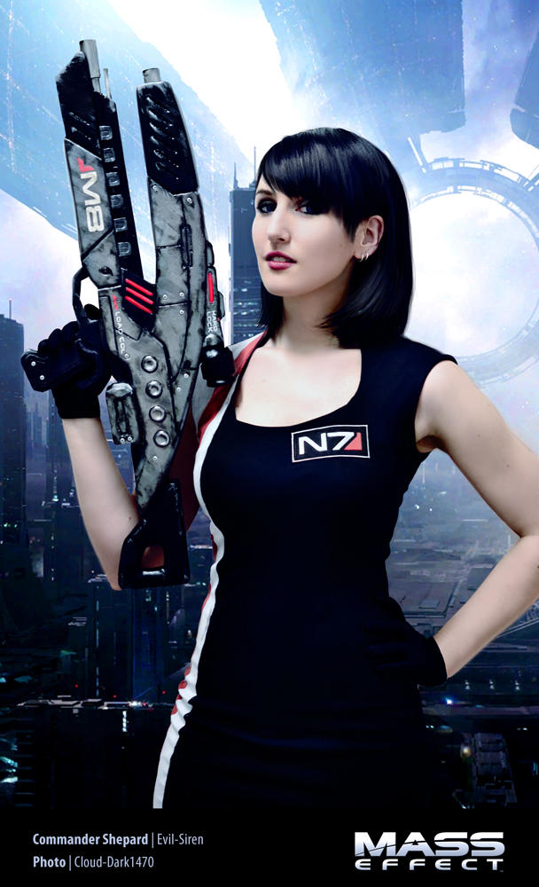 Commander Shepard Mass Effect Cosplay By Evil Siren On Deviantart