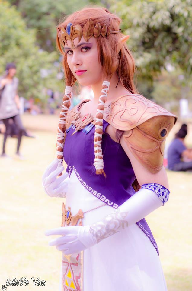 Princess Zelda Cosplay By Analee94 On Deviantart