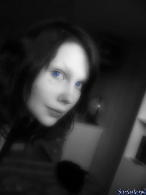 blue eyes by pom-pech on DeviantArt