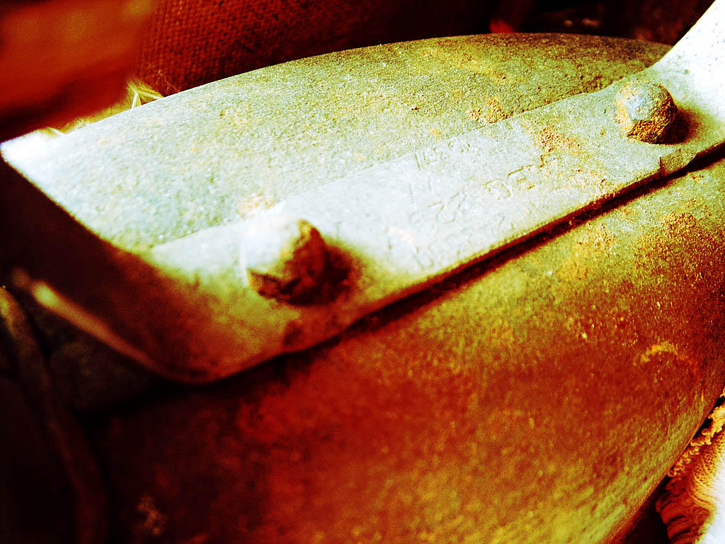 Rusty iron by cirkuzant on DeviantArt