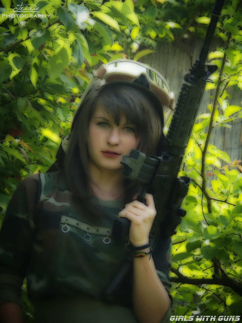 Girls With Guns By Mollblack On Deviantart