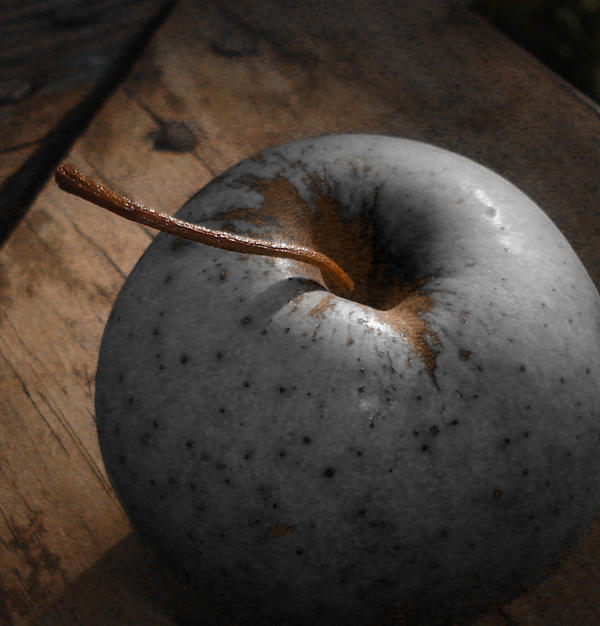 Apple Of -Doom- by Unicorn-Jenna on DeviantArt