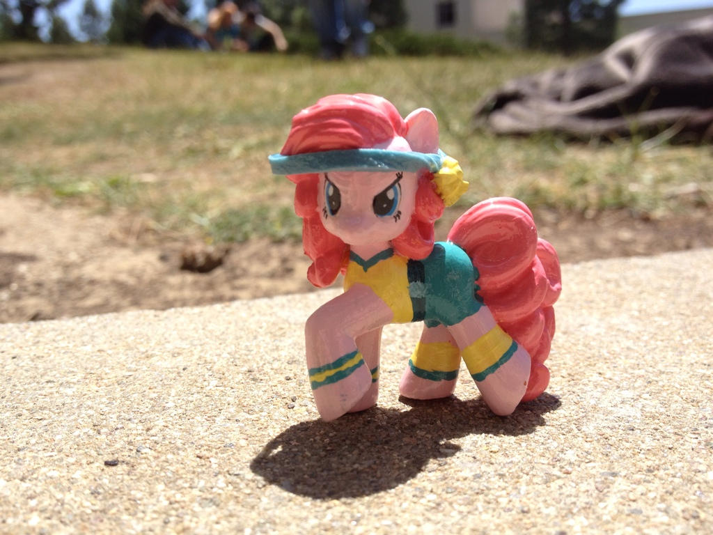 Workout Pinkie 2 By Velocimaidfoxicorn On Deviantart