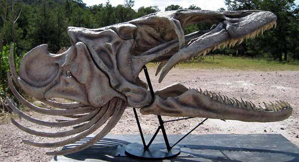 LOCH NESS MONSTER SKULL by KIHLSTUDIOS on DeviantArt