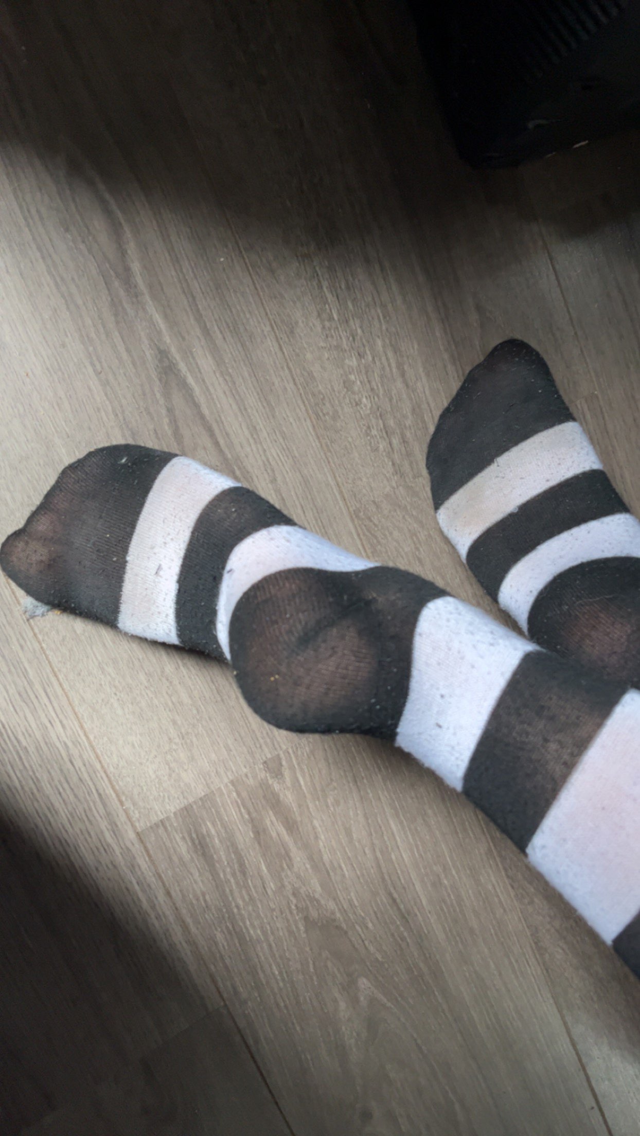 Femboy s Sweaty Soles By Roseboiis On DeviantArt femboy-s-sweaty-soles-by-roseboiis-on-deviantart