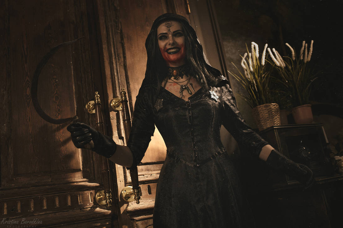 Bela And Cassandra Dimitrescu Re8 Village 7 By Katssby On Deviantart