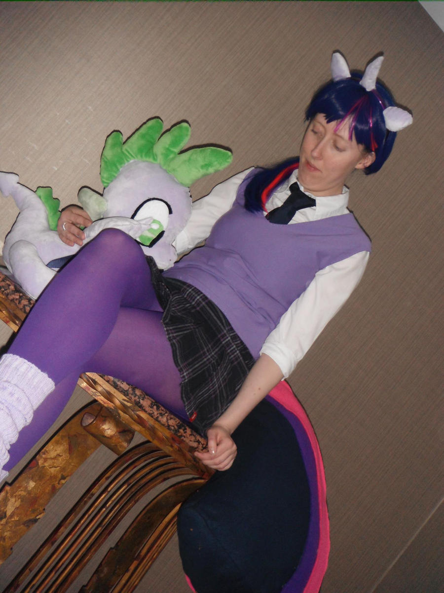 Mlpfim Twilight Sparkle Cuddling Spike By Vivid Dreamer Kimiko On Deviantart