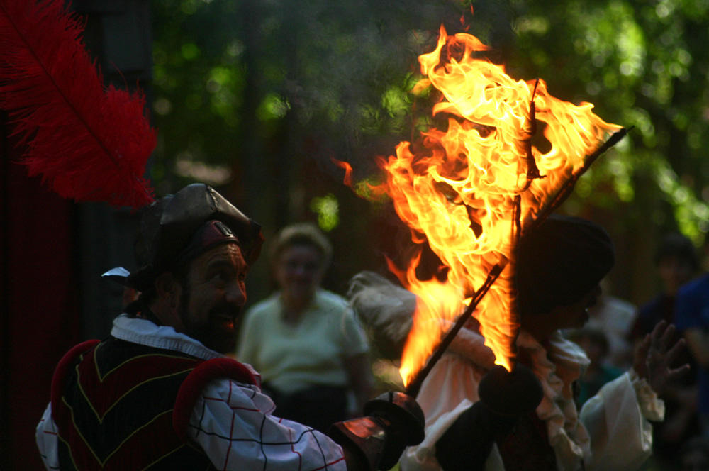 Flaming Swords by eidolana on DeviantArt