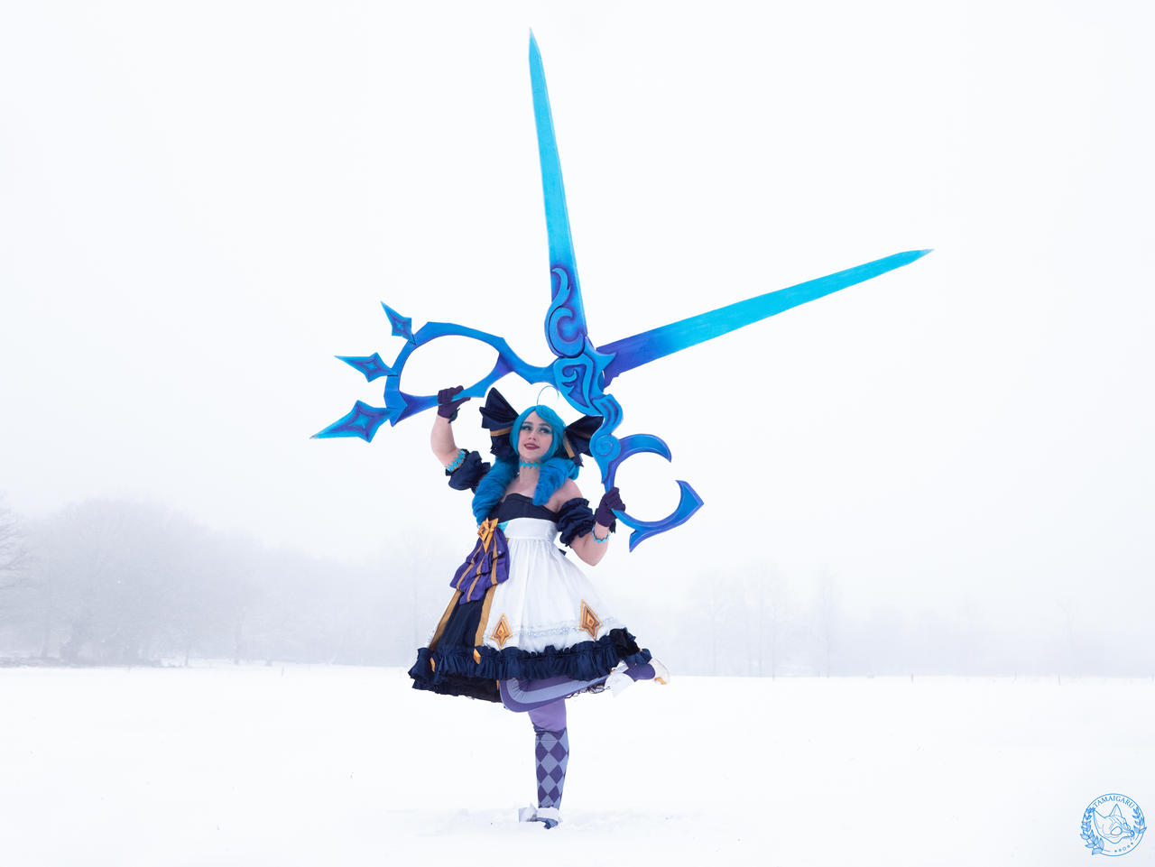 Gwen Cosplay League Of Legends By Tamaigaru Cosplay On Deviantart
