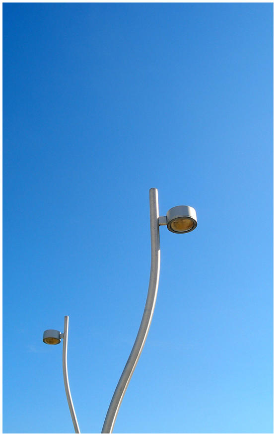 Curvy lights. by empty07 on DeviantArt