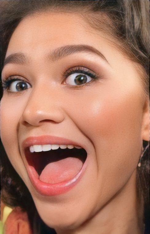 Zendaya Opening Her Mouth And Showing Her Tongue By Gripo67 On Deviantart