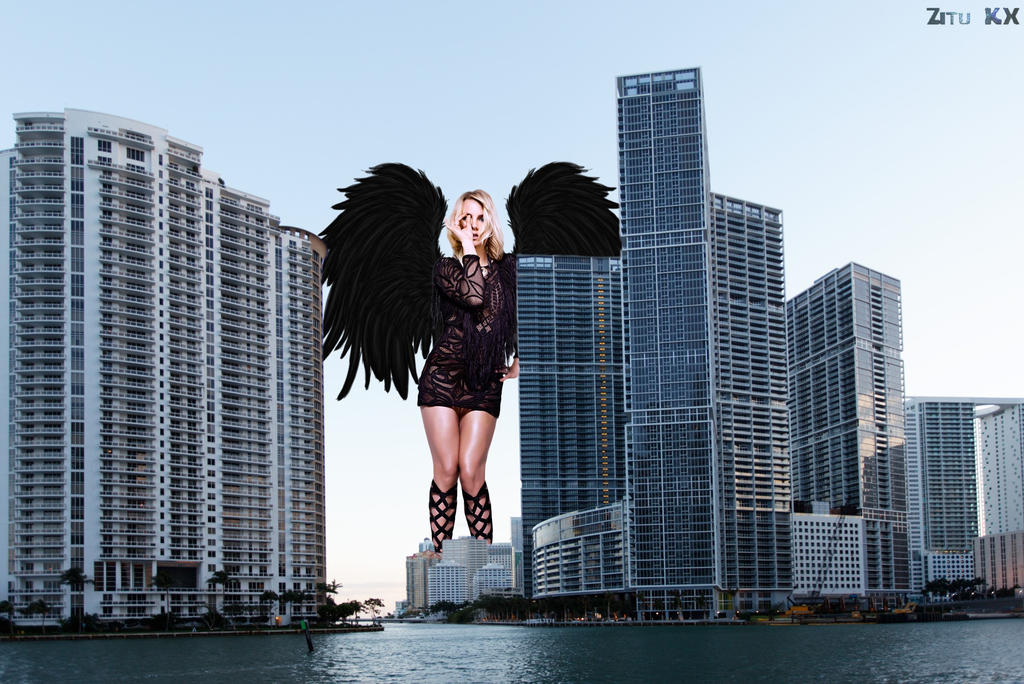 Building sized Britney Spears by ZituKX on DeviantArt Building sized Britney Spears by ZituKX on DeviantArt