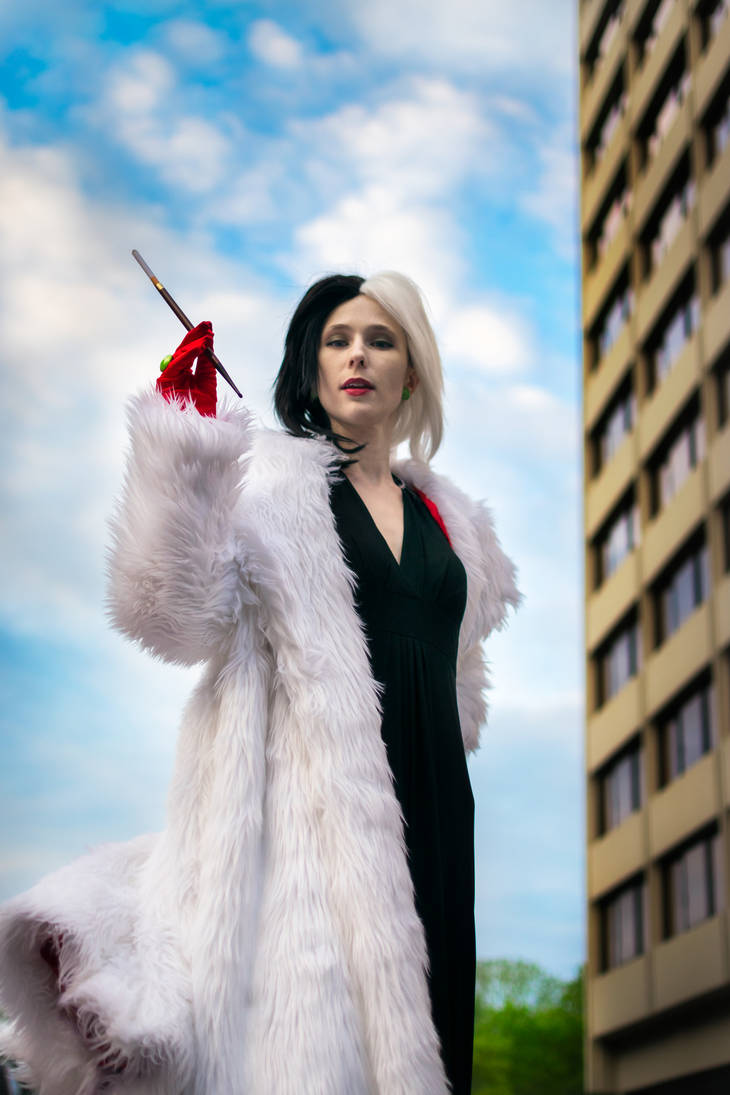 Cruella De Vil By Laughing Rat Cosplay By Ygktech On Deviantart