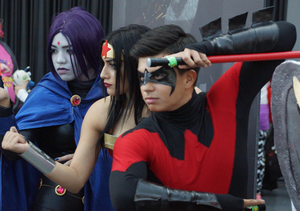 Nycc 2013 Nightwing Wonder Woman Raven By Kamau123 On Deviantart
