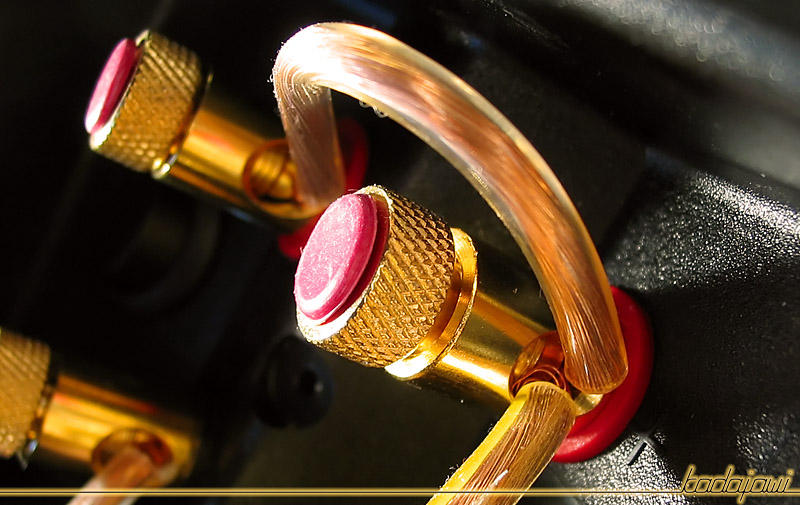 Bi-Wire Terminals by kadajawi on DeviantArt