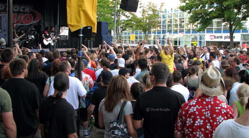 Anew Revolution Crowd - WIDE by DkoepkeXart on DeviantArt