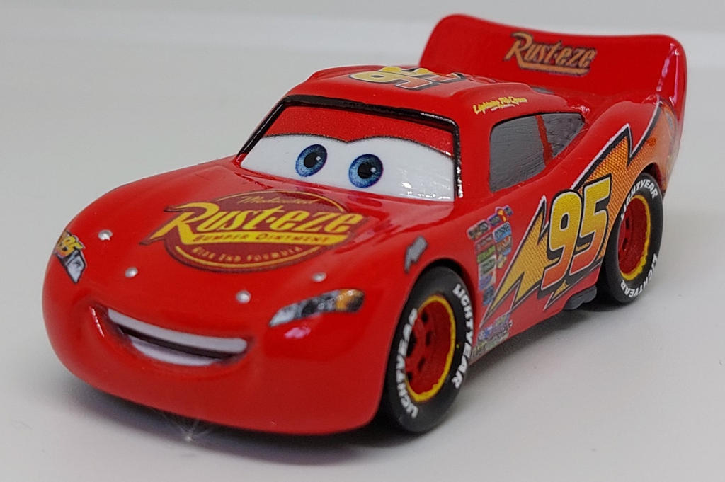 Accurate Custom Lightning Mcqueen by yolocraft22 on DeviantArt Accurate Custom Lightning Mcqueen by yolocraft22 on DeviantArt