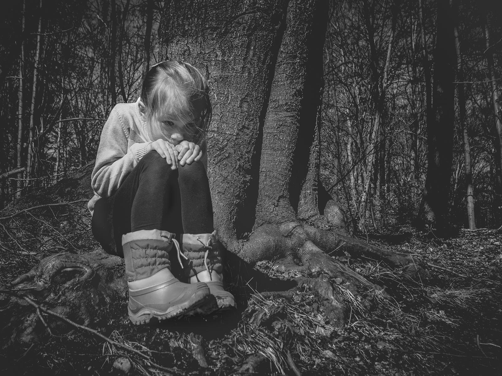 Alice Alone In The Forest By Grawarg On Deviantart
