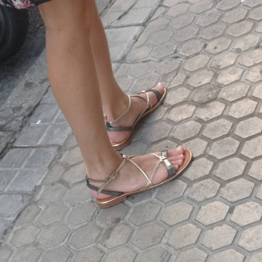 Candid Feet 010 By Candidgoddesses On Deviantart