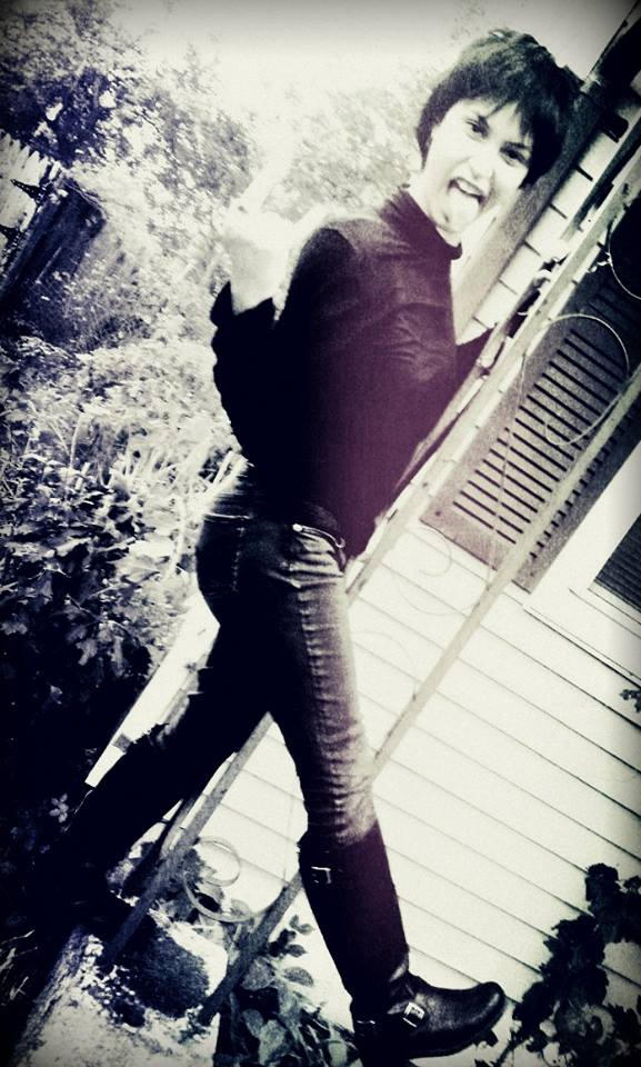 My Murdoc Cosplay by Rubybug98 on DeviantArt My Murdoc Cosplay by Rubybug98 on DeviantArt