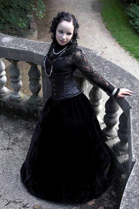 little princess II by madame-grotesque on DeviantArt