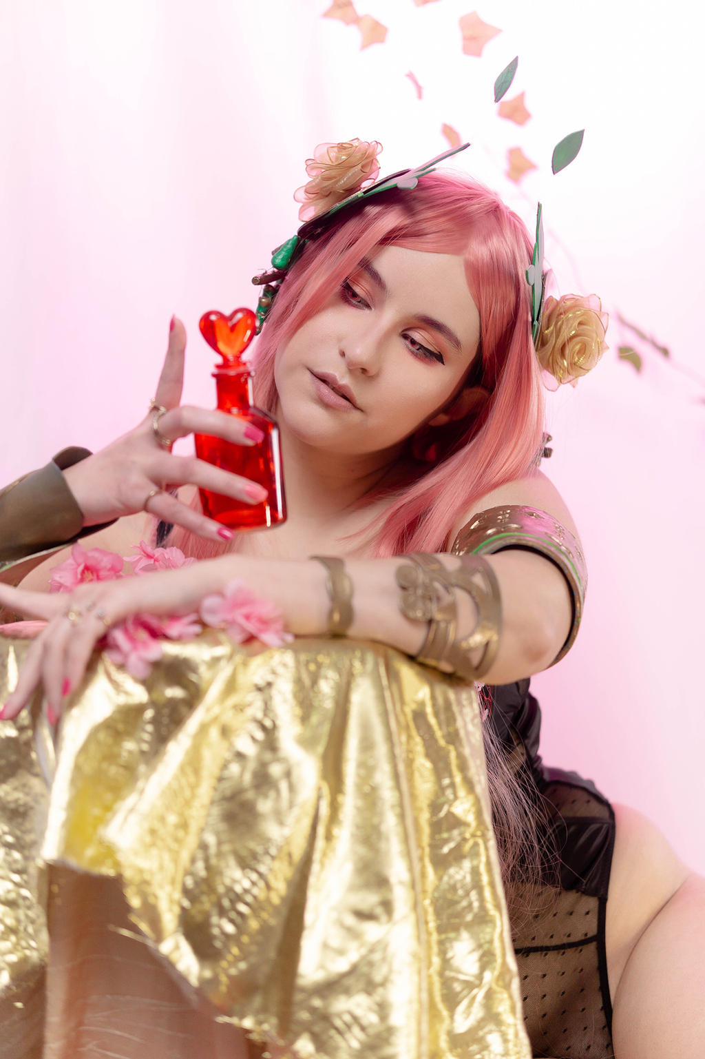 Aphrodite Cosplay Hades By Connycosplay On Deviantart