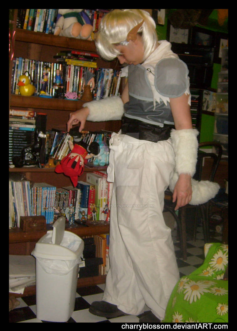 Its Trash By Charry Cosplays On Deviantart