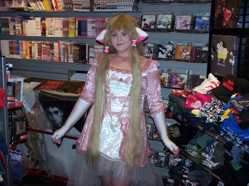 Chi Cosplayer At Suncoast by Lordviral on DeviantArt