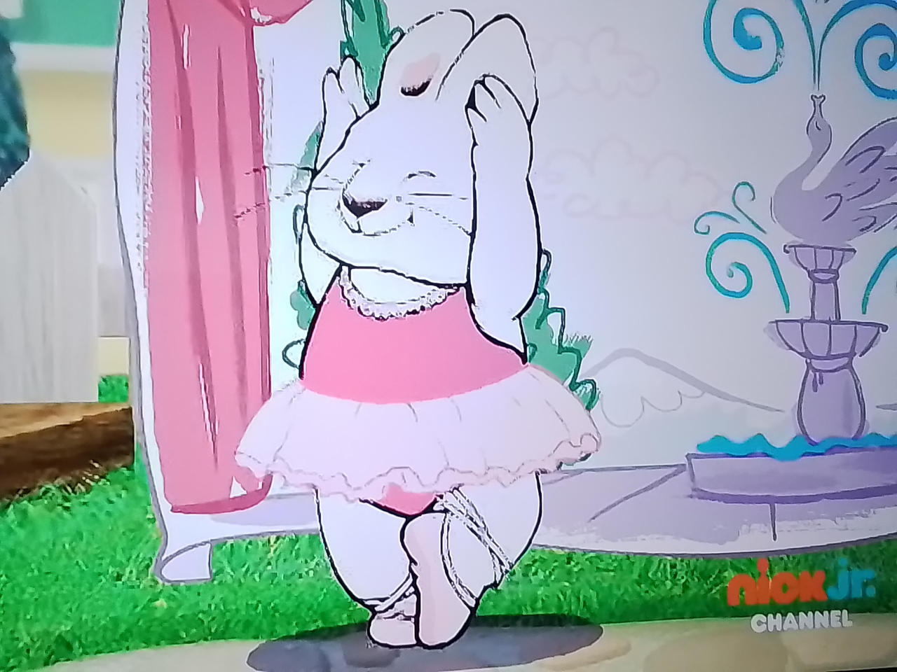 I Have Hearts In My Eyes When Ruby Wears This By Evanthemilkshakeking On Deviantart