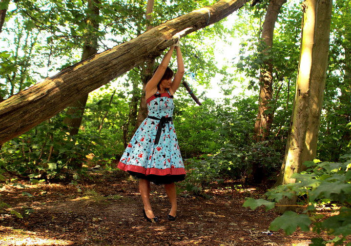 Tree Tied By Nicolelectra On Deviantart