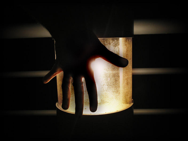 grabbing light by chubob on DeviantArt