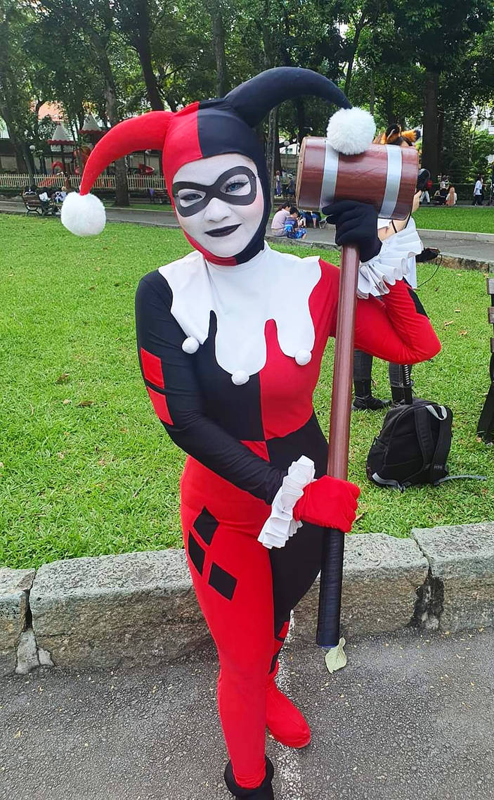 Classic Harley Quinn Cosplay By Nhocksue95 On Deviantart