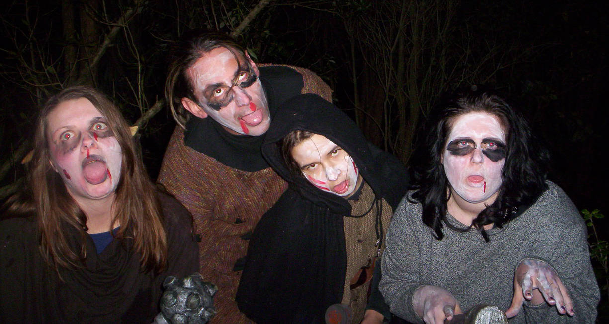 A Gaggle of Ghouls by falsendrach on DeviantArt