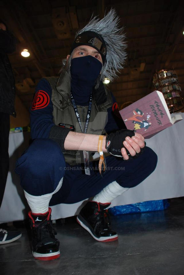 Kakashi Interrupted While Reading Icha Icha By Oshsan On Deviantart