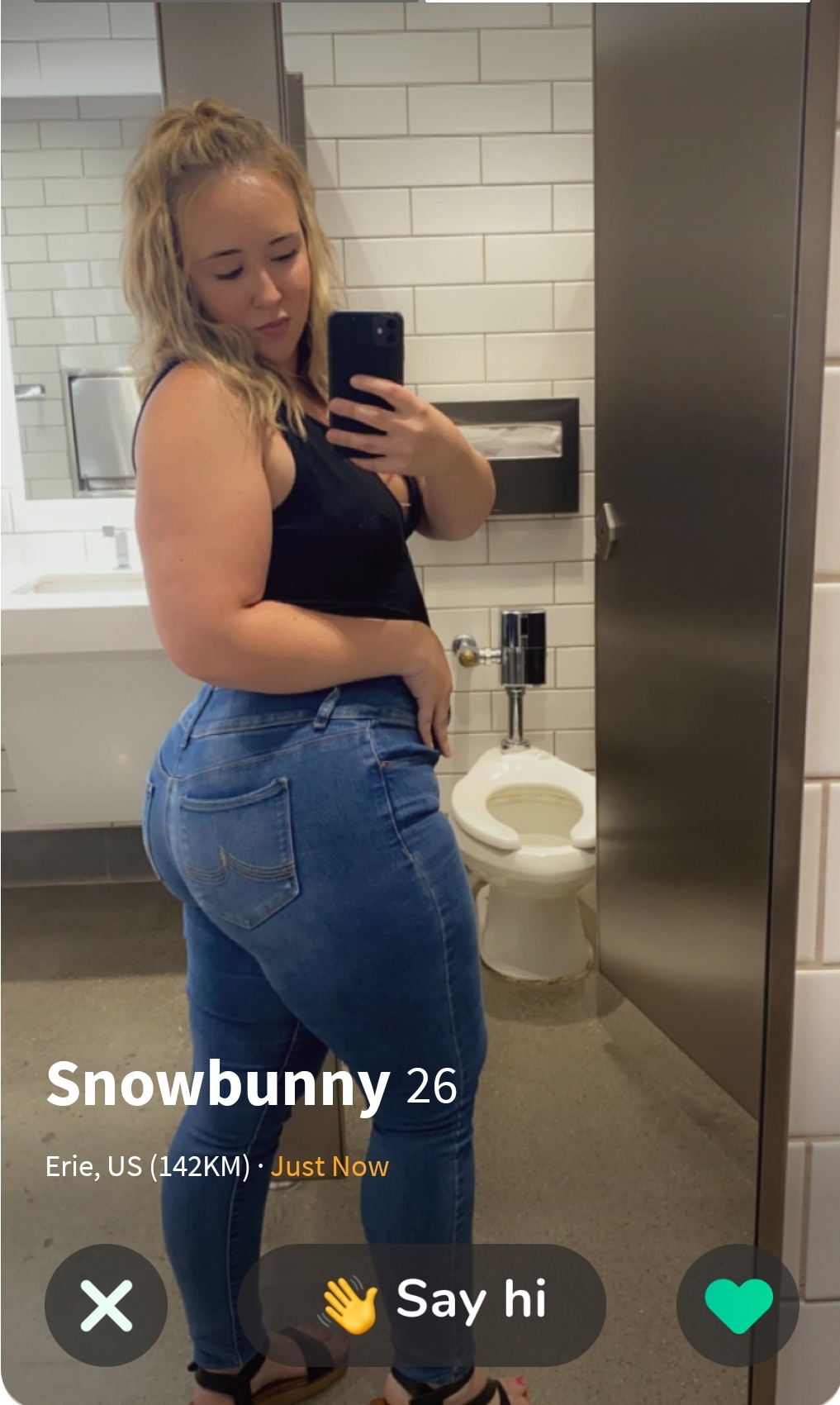 Snowbunny By Wagegapisamyth123 On Deviantart