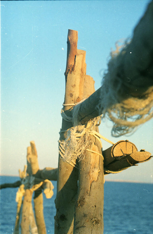 Red sea rails by freeminds on DeviantArt