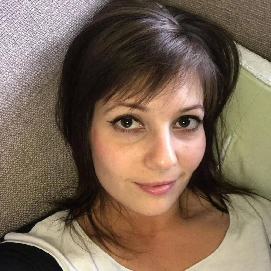 Brunette Selfie By Hondurass On Deviantart