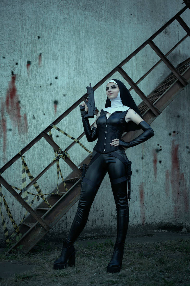 Nun Cosplay By Katfromrivia On Deviantart